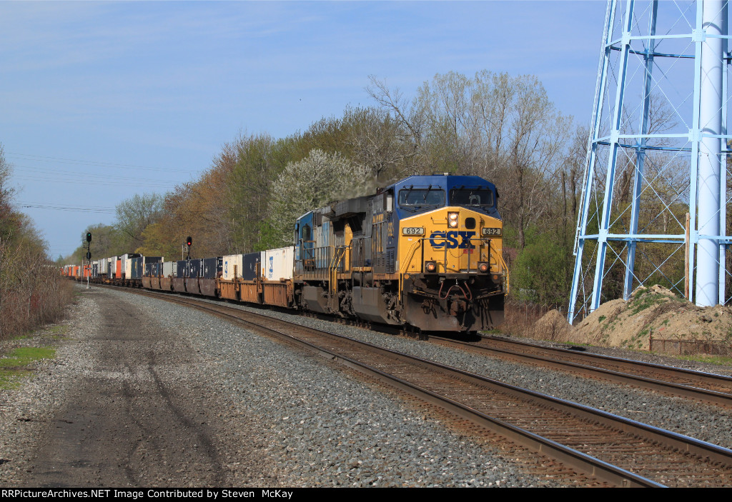 CSX 692
